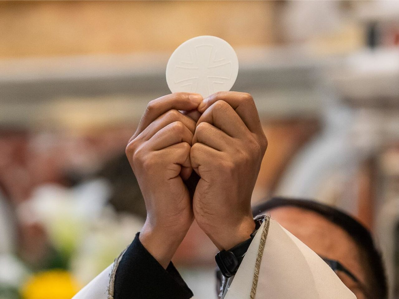 Msza święta online. Transmisja na żywo. Gdzie obejrzeć?